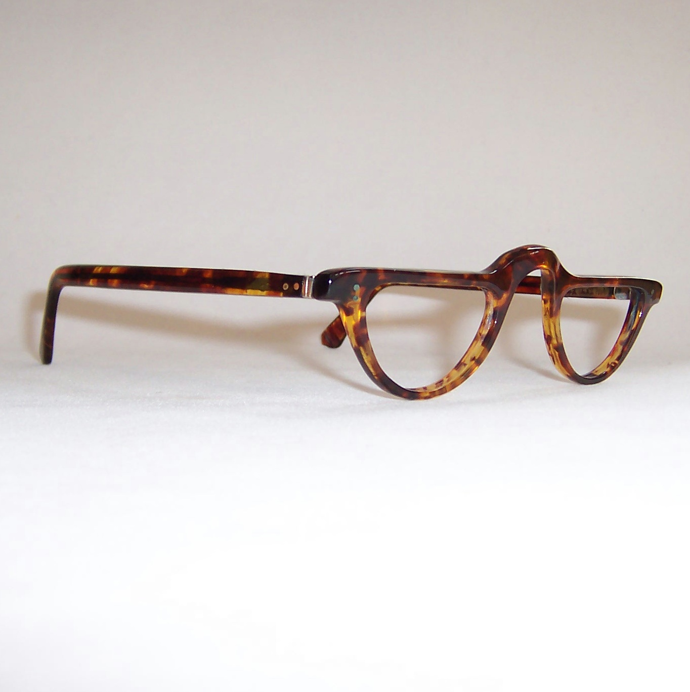 Vintage Tortoiseshell NHS “824” Half Eye Spectacles- Very early model ...