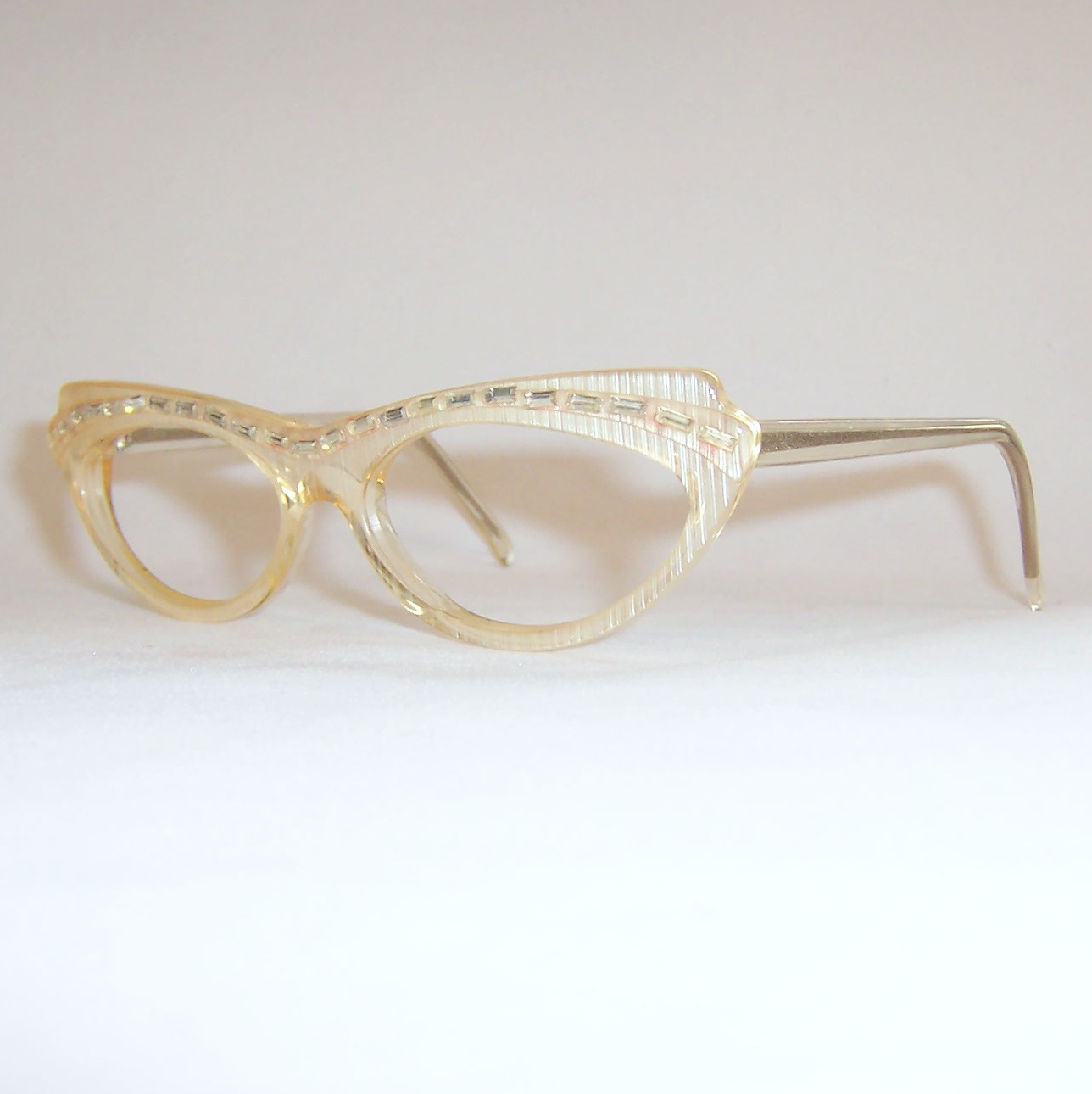 Modern catseye frame | Dead Men's Spex